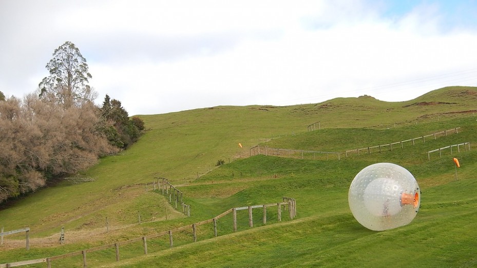 Zorbing - Manali | Zorbing Photos, Sightseeing -NativePlanet