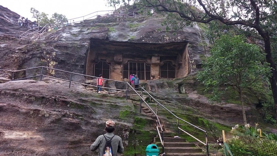 Pandava Caves - Pachmarhi | Pandava Caves Photos, Sightseeing -NativePlanet
