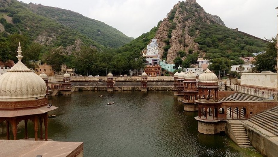 Moti Jheel - Motihari | Moti Jheel Photos, Sightseeing -NativePlanet