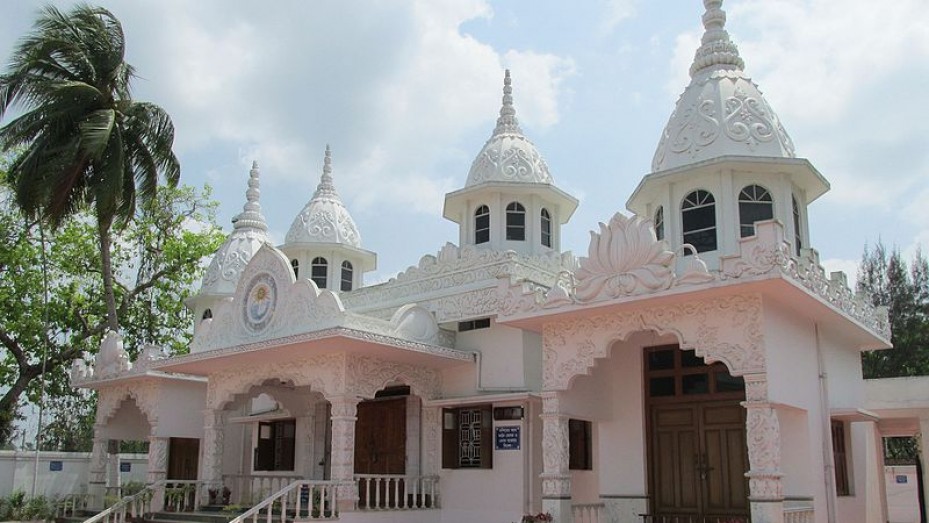 Thakur Anukul Chandra Temple - Karanjia | Thakur Anukul Chandra Temple Photos, Sightseeing ...