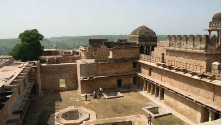 Chanderi Photos, Pictures of Famous Tourist Places and Attractions ...