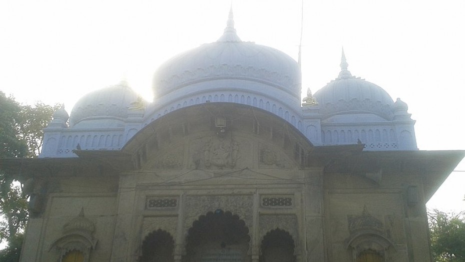 Dwarkadheesh Mandir - Itarsi | Dwarkadheesh Mandir Photos, Sightseeing ...