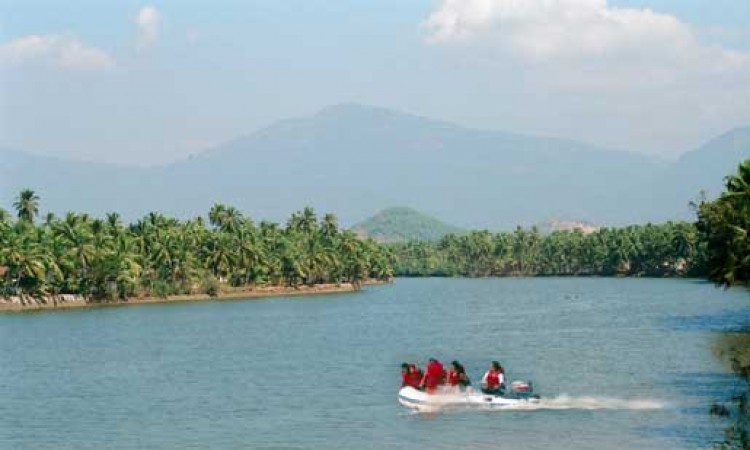 Sai Vishram Beach Resort Byndoor | Sai Vishram Beach Resort | Byndoor ...