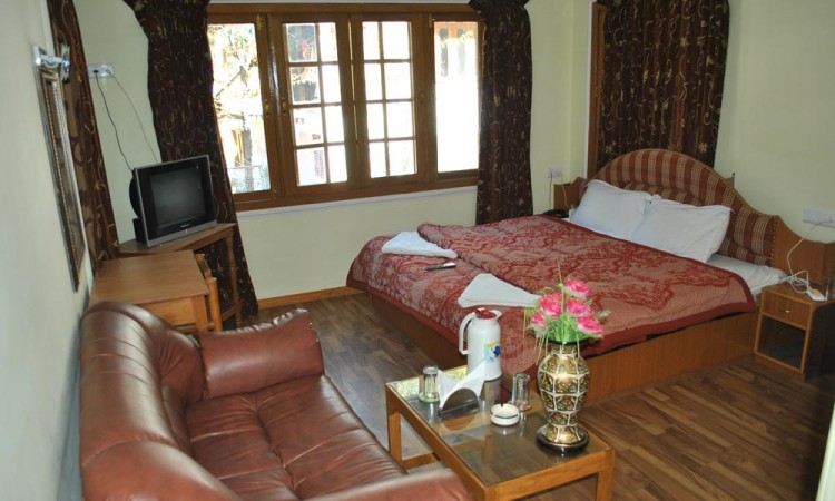 Hotel Abshar Pahalgam | Hotel Abshar | Pahalgam Hotels & Resorts ...