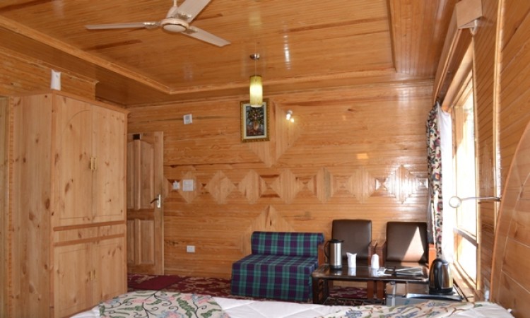 Hotel Paradise Inn Pahalgam | Hotel Paradise Inn | Pahalgam Hotels ...
